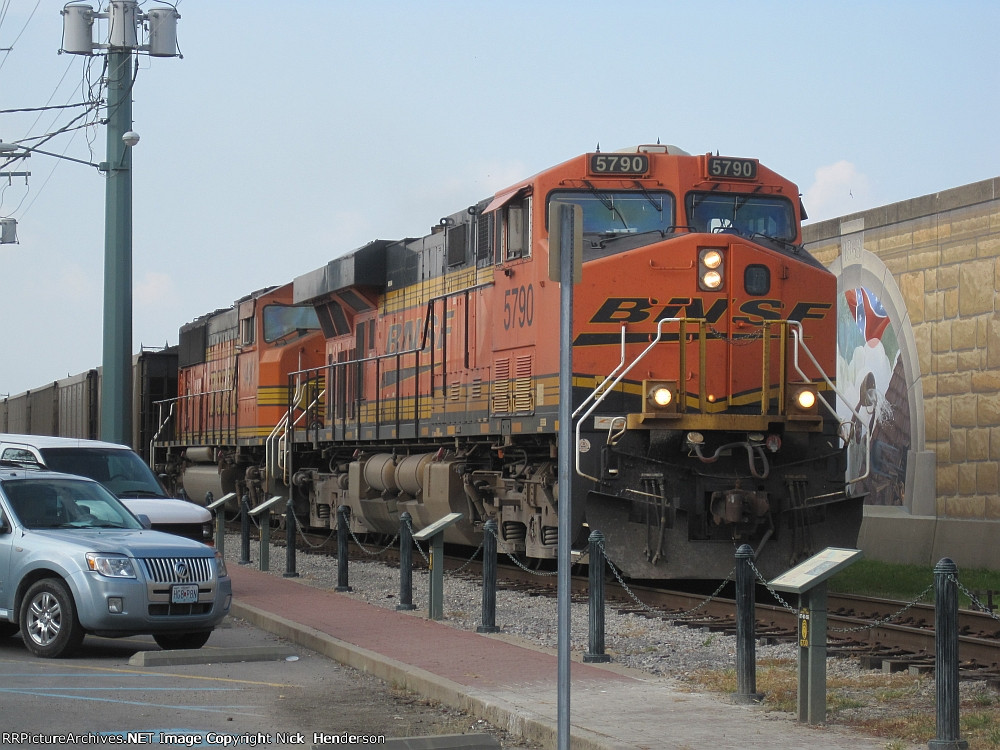 BNSF 5790
